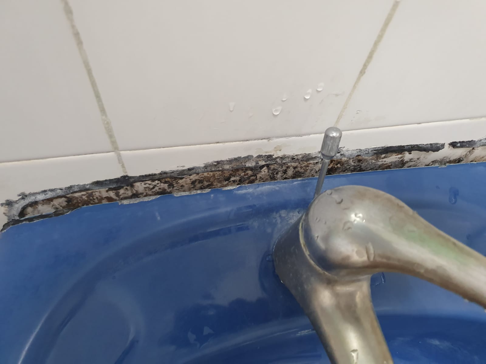 Replace Wash Basin - Why & When To Replace, How to Choose One