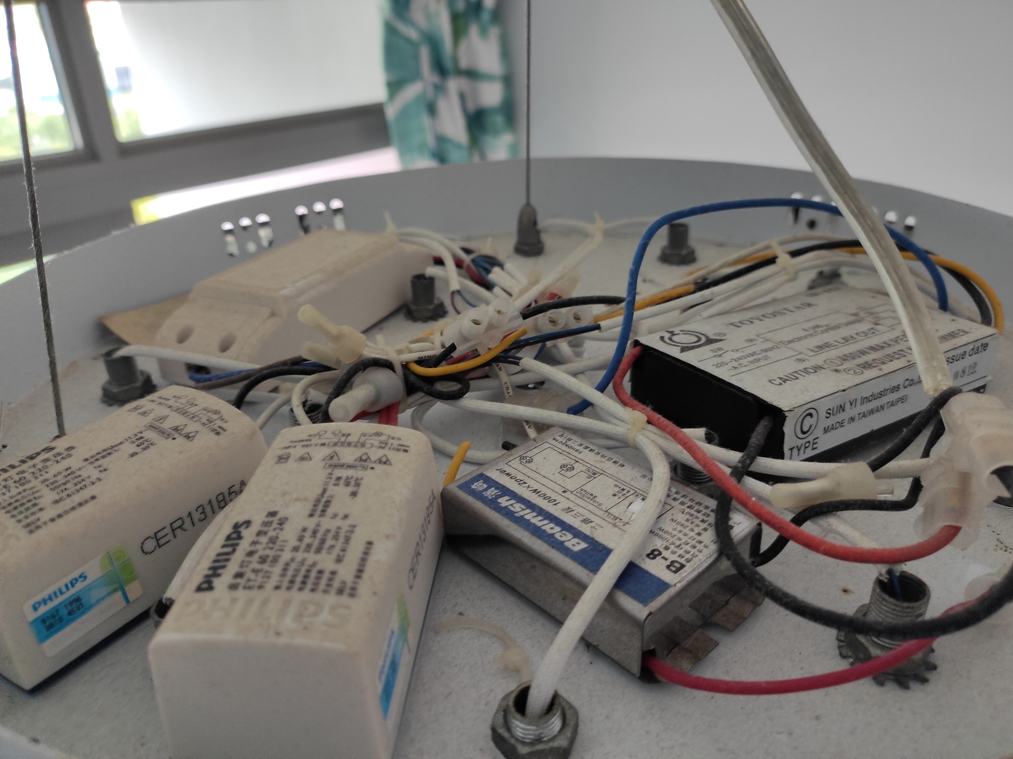 Light Repair Singapore - Fix A Wide Range Of Light Problems