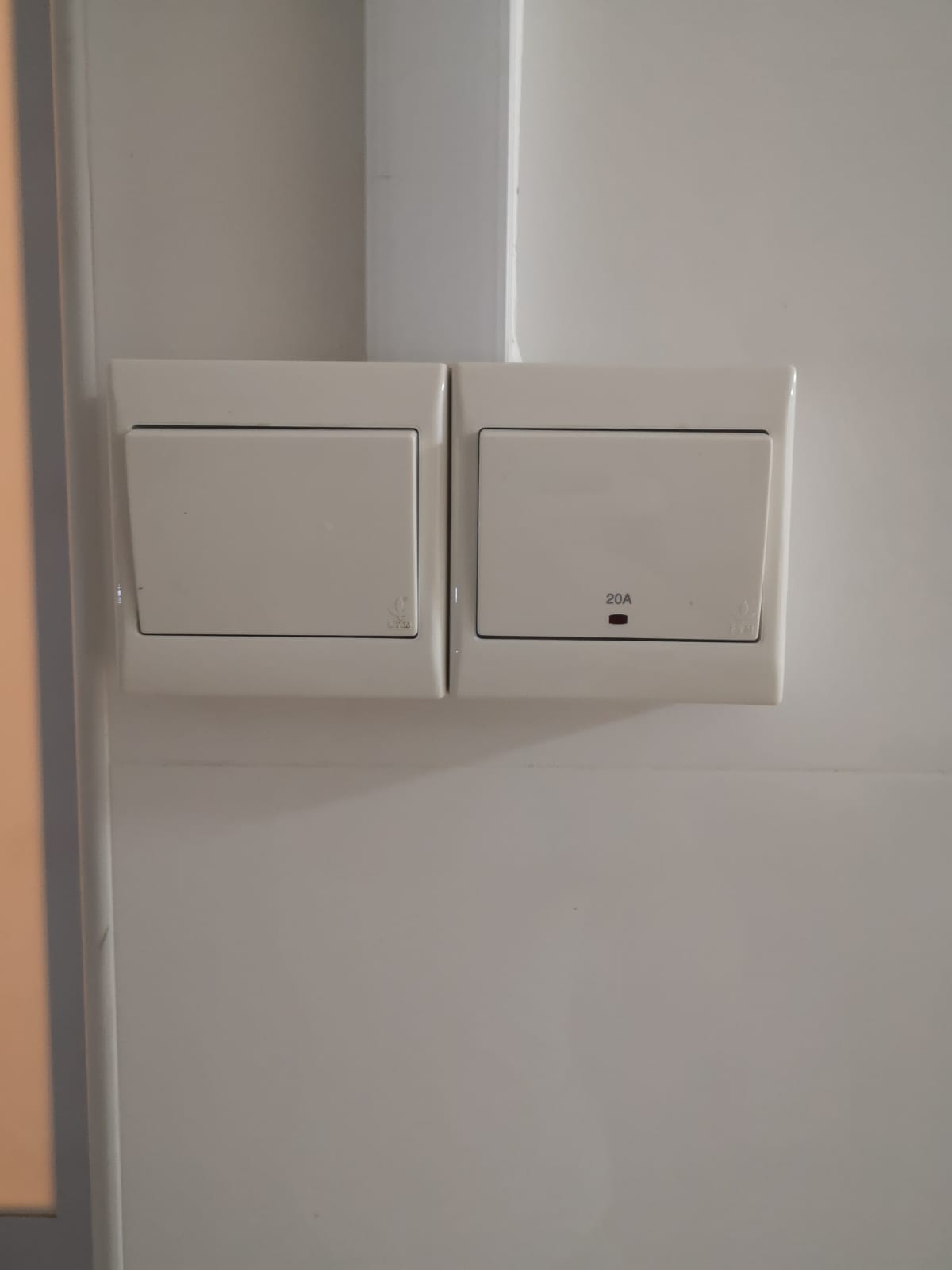 Replace Water Heater Switch - Common Problems & Solutions